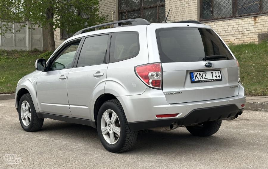 Pelēks Subaru Forester 2009 Šauļi, ar dzinēja tilpumu 2.00 L un nobraukumu 349 tūkst. km par 4200 €, foto 14 vietnē AUTOMOTO.COM.LV