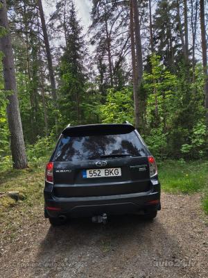 Grey Subaru Forester 2009 in Rakvere, with an engine capacity of 2.00 L and mileage of 254 thousand km for 4200 €, photo 5 on AUTOMOTO.COM.LV
