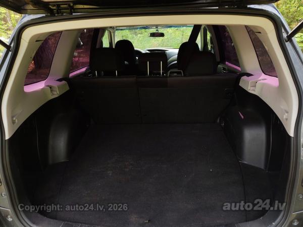 Grey Subaru Forester 2009 in Rakvere, with an engine capacity of 2.00 L and mileage of 254 thousand km for 4200 €, photo 10 on AUTOMOTO.COM.LV