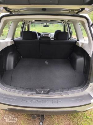 Grey Subaru Forester 2009 in Utena, with an engine capacity of 2.00 L and mileage of 193 thousand km for 5000 €, photo 15 on AUTOMOTO.COM.LV