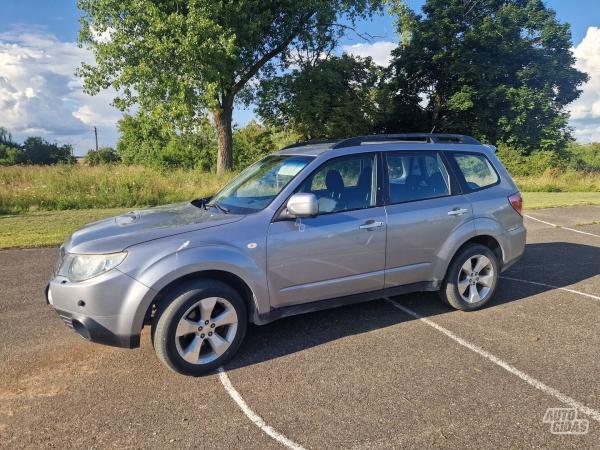 Pelēks Subaru Forester 2009 Ukmergė, ar dzinēja tilpumu 2.00 L un nobraukumu 394 tūkst. km par 2500 €, foto 3 vietnē AUTOMOTO.COM.LV