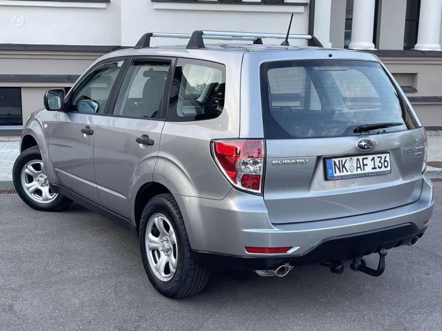 Grey Subaru Forester 2009 in Marijampole, with an engine capacity of 2.00 L and mileage of 173 thousand km for 3950 €, photo 6 on AUTOMOTO.COM.LV