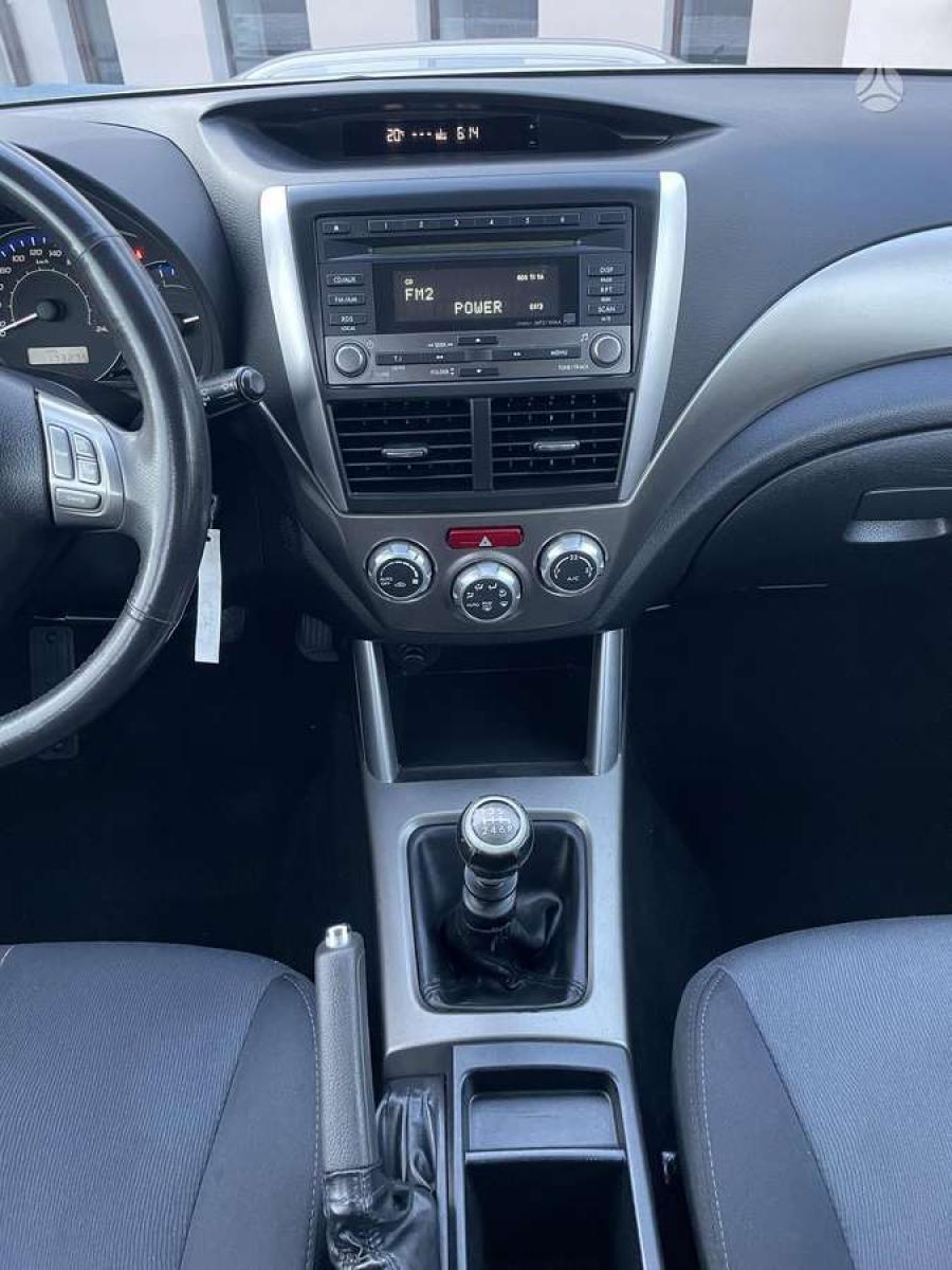 Grey Subaru Forester 2009 in Marijampole, with an engine capacity of 2.00 L and mileage of 173 thousand km for 3950 €, photo 25 on AUTOMOTO.COM.LV