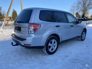 Pelēks Subaru Forester 2010 Biržai, ar dzinēja tilpumu 2.00 L un nobraukumu 191 tūkst. km par 3250 €, foto 3 vietnē AUTOMOTO.COM.LV