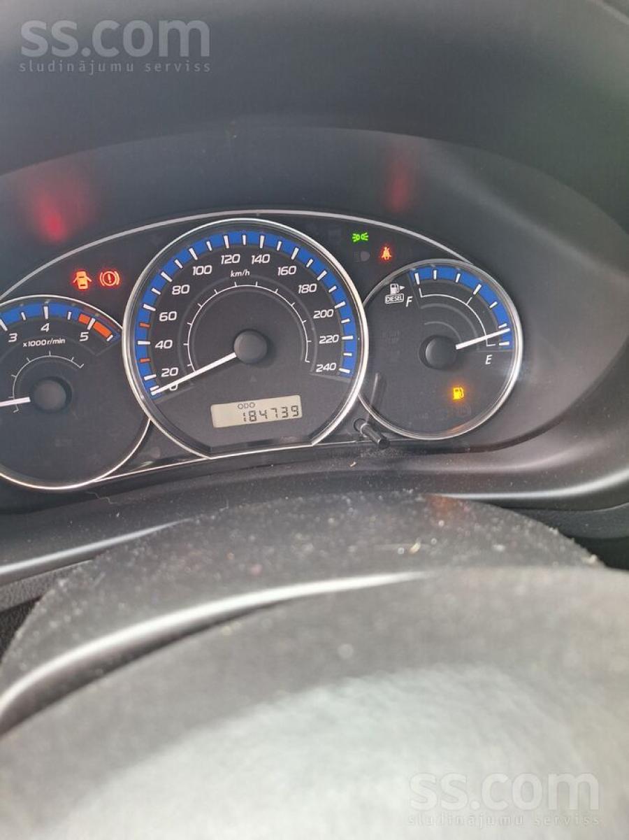 Pelēks Subaru Forester 2010 Rīga, ar dzinēja tilpumu 2.00 L un nobraukumu 184 tūkst. km par 4700 €, foto 6 vietnē AUTOMOTO.COM.LV