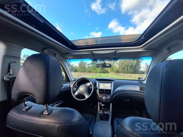 Pelēks Subaru Forester 2010 Jelgava, ar dzinēja tilpumu 2.00 L un nobraukumu 335 tūkst. km par 3400 €, foto 8 vietnē AUTOMOTO.COM.LV