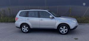 Pelēks Subaru Forester 2010 Viļņa, ar dzinēja tilpumu 2.00 L un nobraukumu 250 tūkst. km par 5850 €, foto 5 vietnē AUTOMOTO.COM.LV