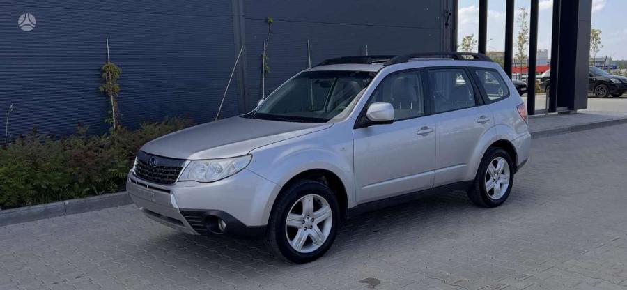Pelēks Subaru Forester 2010 Viļņa, ar dzinēja tilpumu 2.00 L un nobraukumu 250 tūkst. km par 5850 €, foto 6 vietnē AUTOMOTO.COM.LV