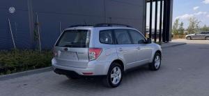 Pelēks Subaru Forester 2010 Viļņa, ar dzinēja tilpumu 2.00 L un nobraukumu 250 tūkst. km par 5850 €, foto 10 vietnē AUTOMOTO.COM.LV