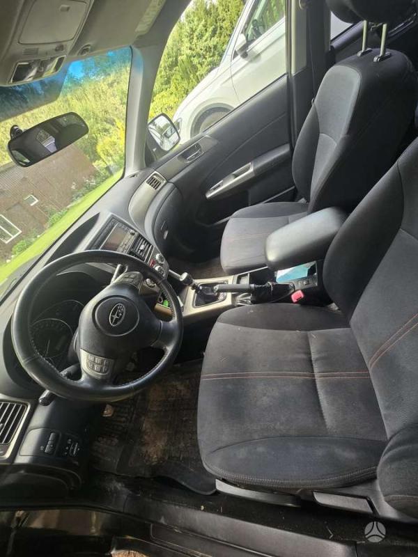 Grey Subaru Forester 2010 in Silale, with an engine capacity of 2.00 L and mileage of 270 thousand km for 1900 €, photo 6 on AUTOMOTO.COM.LV