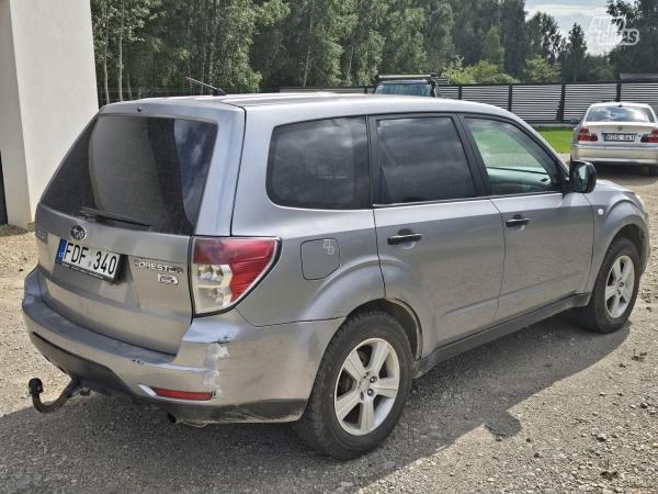 Grey Subaru Forester 2010 in Siauliai, with an engine capacity of 2.00 L and mileage of 274 thousand km for 1250 €, photo 7 on AUTOMOTO.COM.LV