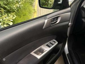 Grey Subaru Forester 2010 in Vilnius, with an engine capacity of 2.46 L and mileage of 225 thousand km for 2800 €, photo 15 on AUTOMOTO.COM.LV