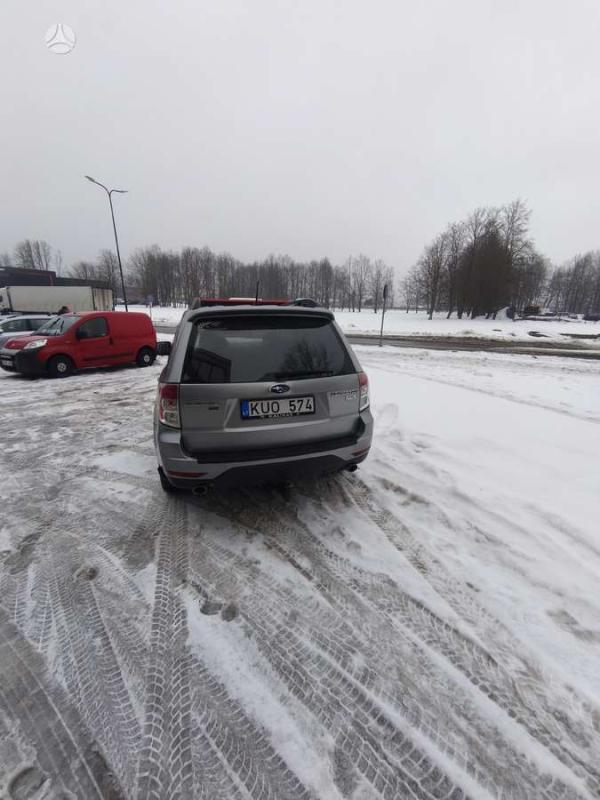 Grey Subaru Forester 2011 in Kaunas, with an engine capacity of 2.00 L and mileage of 231 thousand km for 4300 €, photo 3 on AUTOMOTO.COM.LV