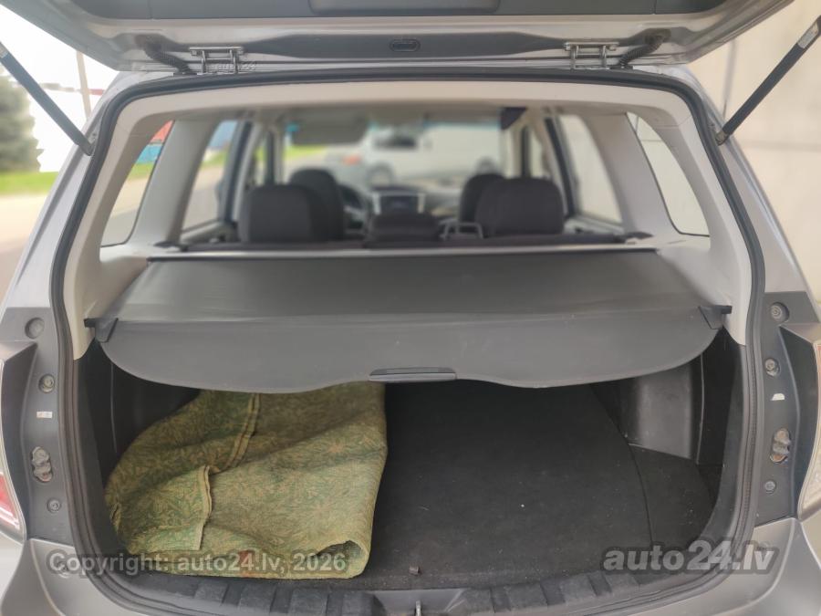 Grey Subaru Forester 2011 in Tartu, with an engine capacity of 2.00 L and mileage of 170 thousand km for 5900 €, photo 13 on AUTOMOTO.COM.LV