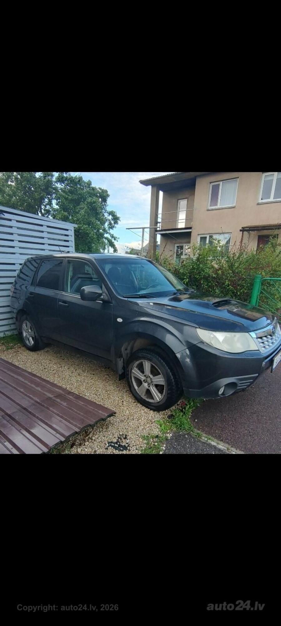 Pelēks Subaru Forester 2011 Tallina, ar dzinēja tilpumu 2.00 L un nobraukumu 308 tūkst. km par 2100 €, foto 6 vietnē AUTOMOTO.COM.LV