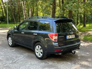 Grey Subaru Forester 2011 in Riga, with an engine capacity of 2.00 L and mileage of 0 thousand km for 6999 €, photo 4 on AUTOMOTO.COM.LV