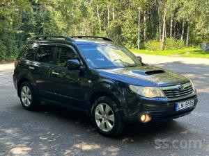 Grey Subaru Forester 2011 in Riga, with an engine capacity of 2.00 L and mileage of 0 thousand km for 6999 €, photo 8 on AUTOMOTO.COM.LV