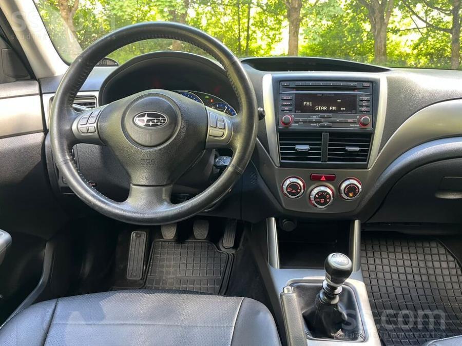 Grey Subaru Forester 2011 in Riga, with an engine capacity of 2.00 L and mileage of 0 thousand km for 6999 €, photo 12 on AUTOMOTO.COM.LV