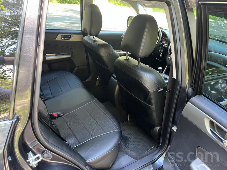 Grey Subaru Forester 2011 in Riga, with an engine capacity of 2.00 L and mileage of 0 thousand km for 6999 €, photo 24 on AUTOMOTO.COM.LV