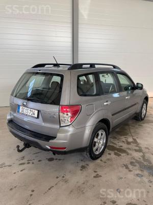 Pelēks Subaru Forester 2012 Balvi, ar dzinēja tilpumu 2.00 L un nobraukumu 0 tūkst. km par 3699 €, foto 5 vietnē AUTOMOTO.COM.LV