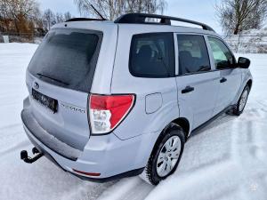 Grey Subaru Forester 2012 in Marijampole, with an engine capacity of 2.00 L and mileage of 216 thousand km for 6150 €, photo 6 on AUTOMOTO.COM.LV