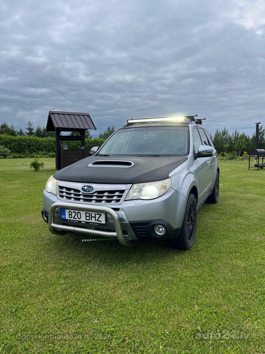 Pelēks Subaru Forester 2012 Tartu, ar dzinēja tilpumu 2.00 L un nobraukumu 281 tūkst. km par 4000 €, foto 1 vietnē AUTOMOTO.COM.LV