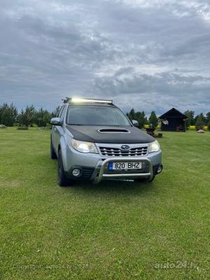 Pelēks Subaru Forester 2012 Tartu, ar dzinēja tilpumu 2.00 L un nobraukumu 281 tūkst. km par 4000 €, foto 6 vietnē AUTOMOTO.COM.LV