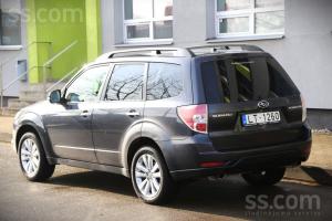Pelēks Subaru Forester 2012 Rīga, ar dzinēja tilpumu 2.00 L un nobraukumu 375 tūkst. km par 4495 €, foto 6 vietnē AUTOMOTO.COM.LV