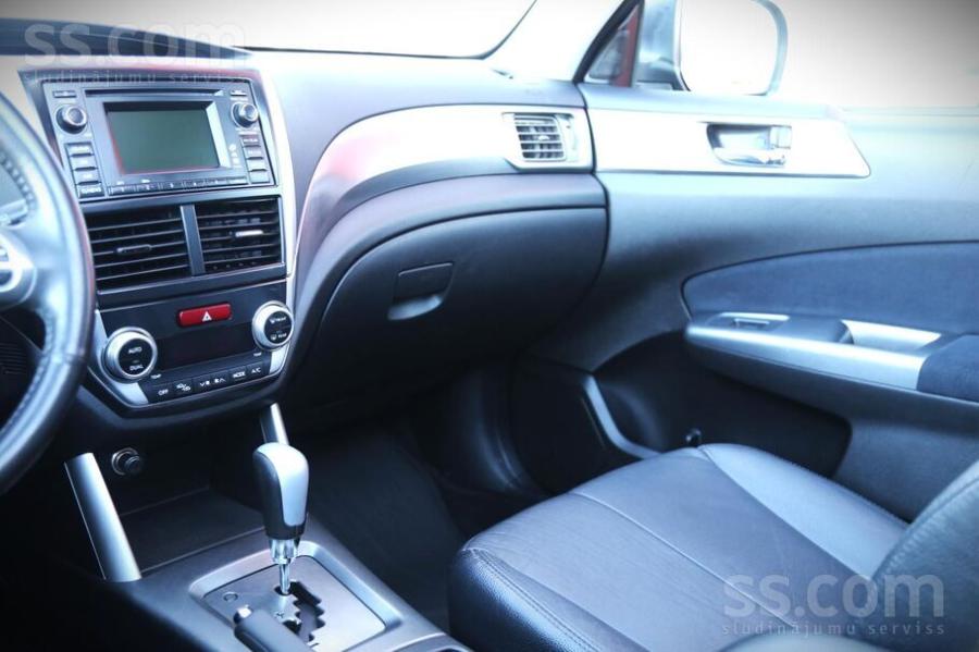 Pelēks Subaru Forester 2012 Rīga, ar dzinēja tilpumu 2.00 L un nobraukumu 375 tūkst. km par 4495 €, foto 10 vietnē AUTOMOTO.COM.LV