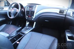 Pelēks Subaru Forester 2012 Rīga, ar dzinēja tilpumu 2.00 L un nobraukumu 375 tūkst. km par 4495 €, foto 12 vietnē AUTOMOTO.COM.LV