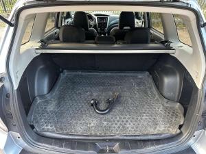 Grey Subaru Forester 2012 in Vilnius, with an engine capacity of 2.00 L and mileage of 236 thousand km for 2100 €, photo 14 on AUTOMOTO.COM.LV