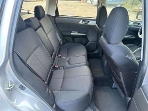 Grey Subaru Forester 2012 in Vilnius, with an engine capacity of 2.00 L and mileage of 236 thousand km for 2100 €, photo 15 on AUTOMOTO.COM.LV
