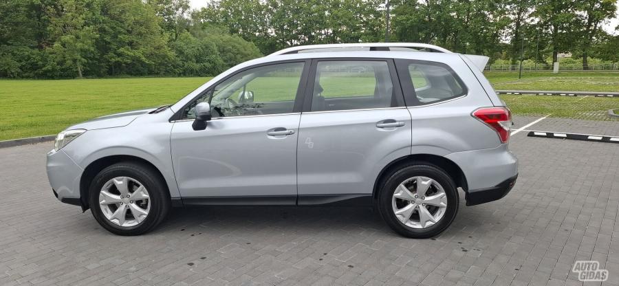 Grey Subaru Forester 2013 in Kaunas, with an engine capacity of 2.00 L and mileage of 349 thousand km for 6300 €, photo 4 on AUTOMOTO.COM.LV