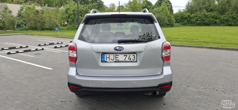 Grey Subaru Forester 2013 in Kaunas, with an engine capacity of 2.00 L and mileage of 349 thousand km for 6300 €, photo 6 on AUTOMOTO.COM.LV