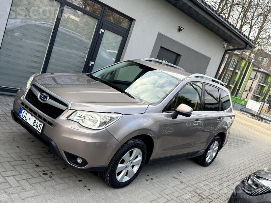 Grey Subaru Forester 2013 in Riga, with an engine capacity of 2.00 L and mileage of 265 thousand km for 8800 €, photo 8 on AUTOMOTO.COM.LV