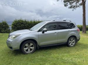 Pelēks Subaru Forester 2013 Rīga, ar dzinēja tilpumu 2.00 L un nobraukumu 200 tūkst. km par 9500 €, foto  vietnē AUTOMOTO.COM.LV