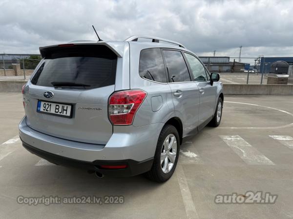 Pelēks Subaru Forester 2013 Tallina, ar dzinēja tilpumu 2.00 L un nobraukumu 109 tūkst. km par 12900 €, foto 3 vietnē AUTOMOTO.COM.LV