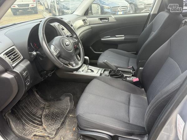Pelēks Subaru Forester 2013 Utena, ar dzinēja tilpumu 2.00 L un nobraukumu 220 tūkst. km par 6950 €, foto 5 vietnē AUTOMOTO.COM.LV