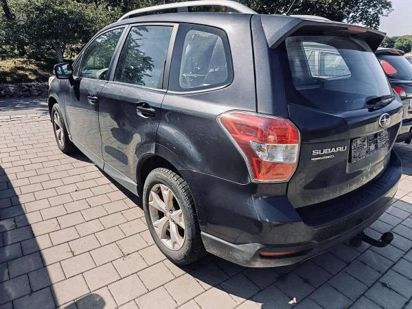 Pelēks Subaru Forester 2013 Utena, ar dzinēja tilpumu 2.00 L un nobraukumu 294 tūkst. km par 7950 €, foto 5 vietnē AUTOMOTO.COM.LV