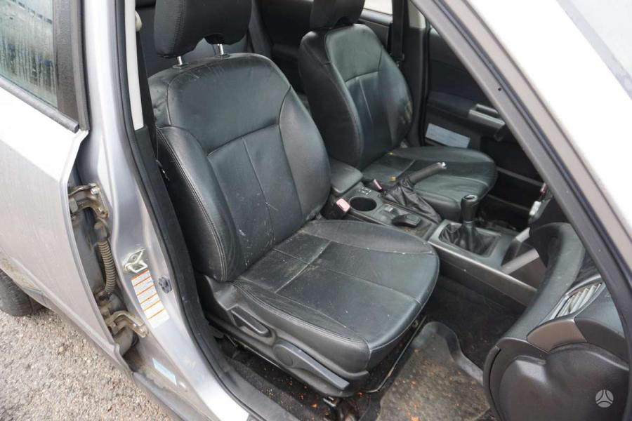 Grey Subaru Forester 2013 in Klaipeda, with an engine capacity of 2.00 L and mileage of 245 thousand km for 2300 €, photo 11 on AUTOMOTO.COM.LV