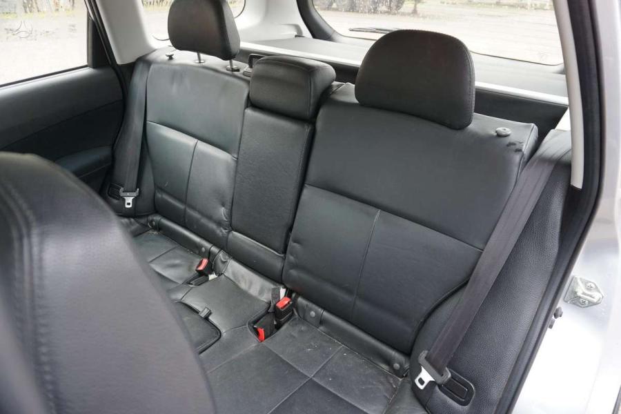 Grey Subaru Forester 2013 in Klaipeda, with an engine capacity of 2.00 L and mileage of 245 thousand km for 2300 €, photo 15 on AUTOMOTO.COM.LV