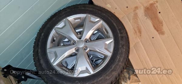 Grey Subaru Forester 2014 in Tallinn, with an engine capacity of 2.00 L and mileage of 162 thousand km for 11900 €, photo 11 on AUTOMOTO.COM.LV