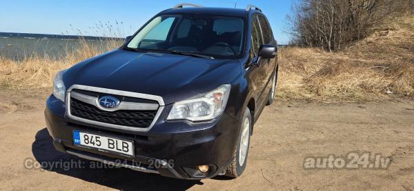 Pelēks Subaru Forester 2014 Tallina, ar dzinēja tilpumu 2.00 L un nobraukumu 236 tūkst. km par 9990 €, foto 1 vietnē AUTOMOTO.COM.LV