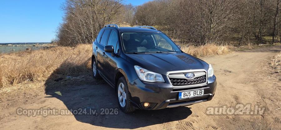 Grey Subaru Forester 2014 in Tallinn, with an engine capacity of 2.00 L and mileage of 236 thousand km for 9990 €, photo 4 on AUTOMOTO.COM.LV