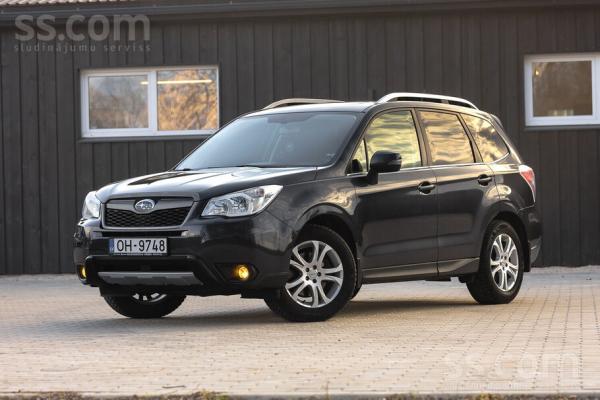 Grey Subaru Forester 2014 in Jelgava, with an engine capacity of 2.00 L and mileage of 240 thousand km for 7500 €, photo 1 on AUTOMOTO.COM.LV