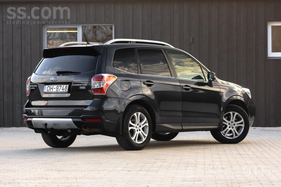 Pelēks Subaru Forester 2014 Jelgava, ar dzinēja tilpumu 2.00 L un nobraukumu 240 tūkst. km par 7500 €, foto 6 vietnē AUTOMOTO.COM.LV