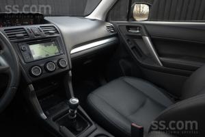 Pelēks Subaru Forester 2014 Jelgava, ar dzinēja tilpumu 2.00 L un nobraukumu 240 tūkst. km par 7500 €, foto 16 vietnē AUTOMOTO.COM.LV