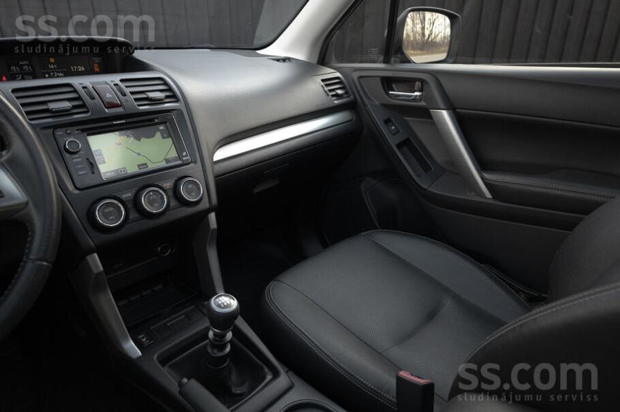 Pelēks Subaru Forester 2014 Jelgava, ar dzinēja tilpumu 2.00 L un nobraukumu 240 tūkst. km par 7500 €, foto 16 vietnē AUTOMOTO.COM.LV
