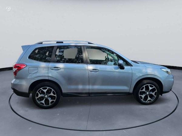Pelēks Subaru Forester 2014 Marijampole, ar dzinēja tilpumu 2.00 L un nobraukumu 211 tūkst. km par 10500 €, foto 4 vietnē AUTOMOTO.COM.LV