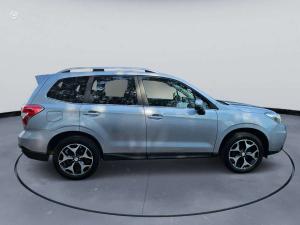 Pelēks Subaru Forester 2014 Marijampole, ar dzinēja tilpumu 2.00 L un nobraukumu 211 tūkst. km par 10500 €, foto 5 vietnē AUTOMOTO.COM.LV